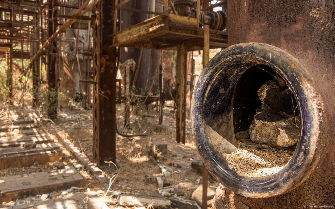 41 Years Later, Toxic Waste from Bhopal Gas Tragedy Finally Incinerated ...